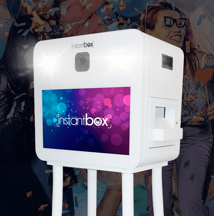InstantBox - Location de Photobooth | Borne Photo